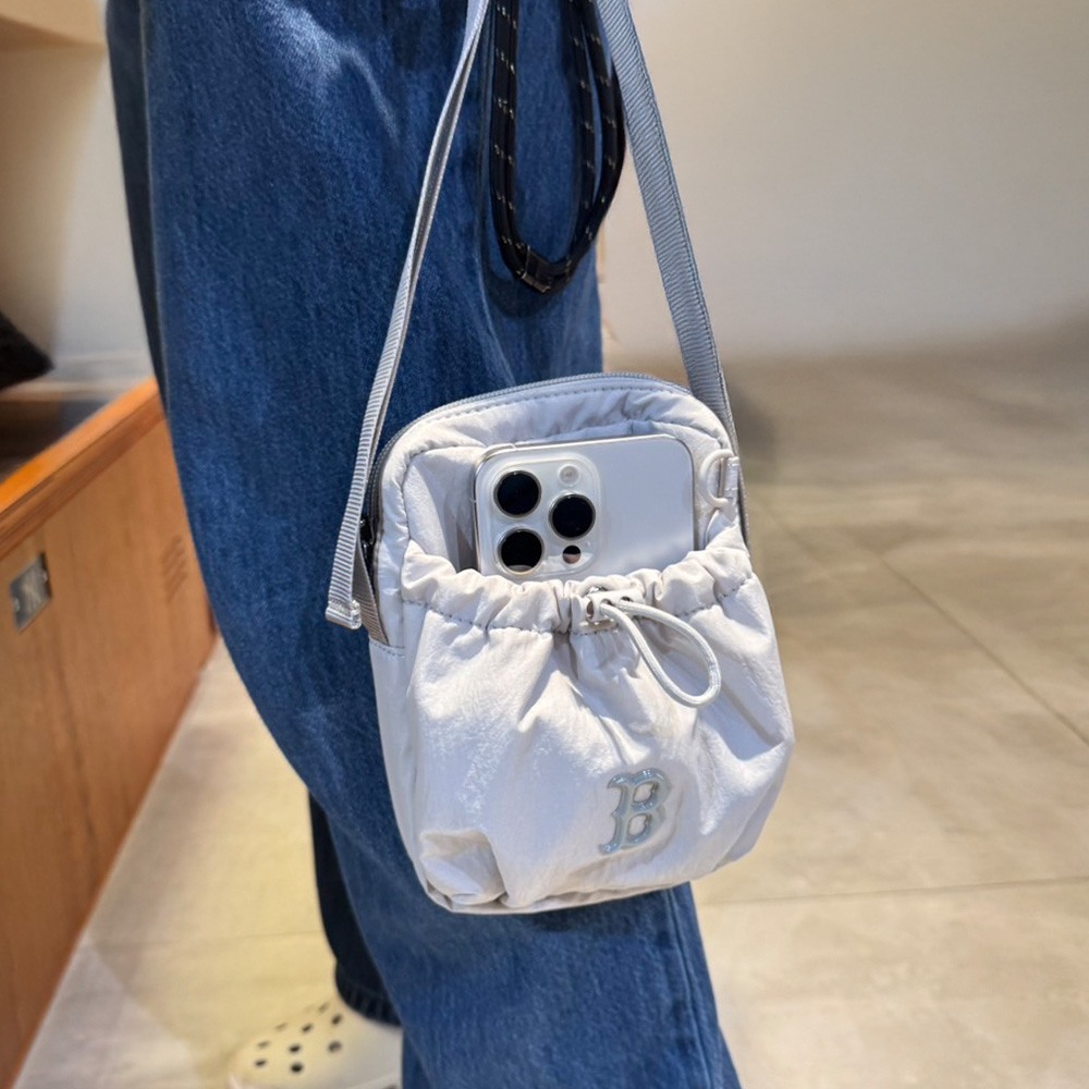 MLB 斜背包 肩背包 洋基/紅襪隊(3ACRA015N-兩款任選)【官方旗艦店】 | 蝦皮購物