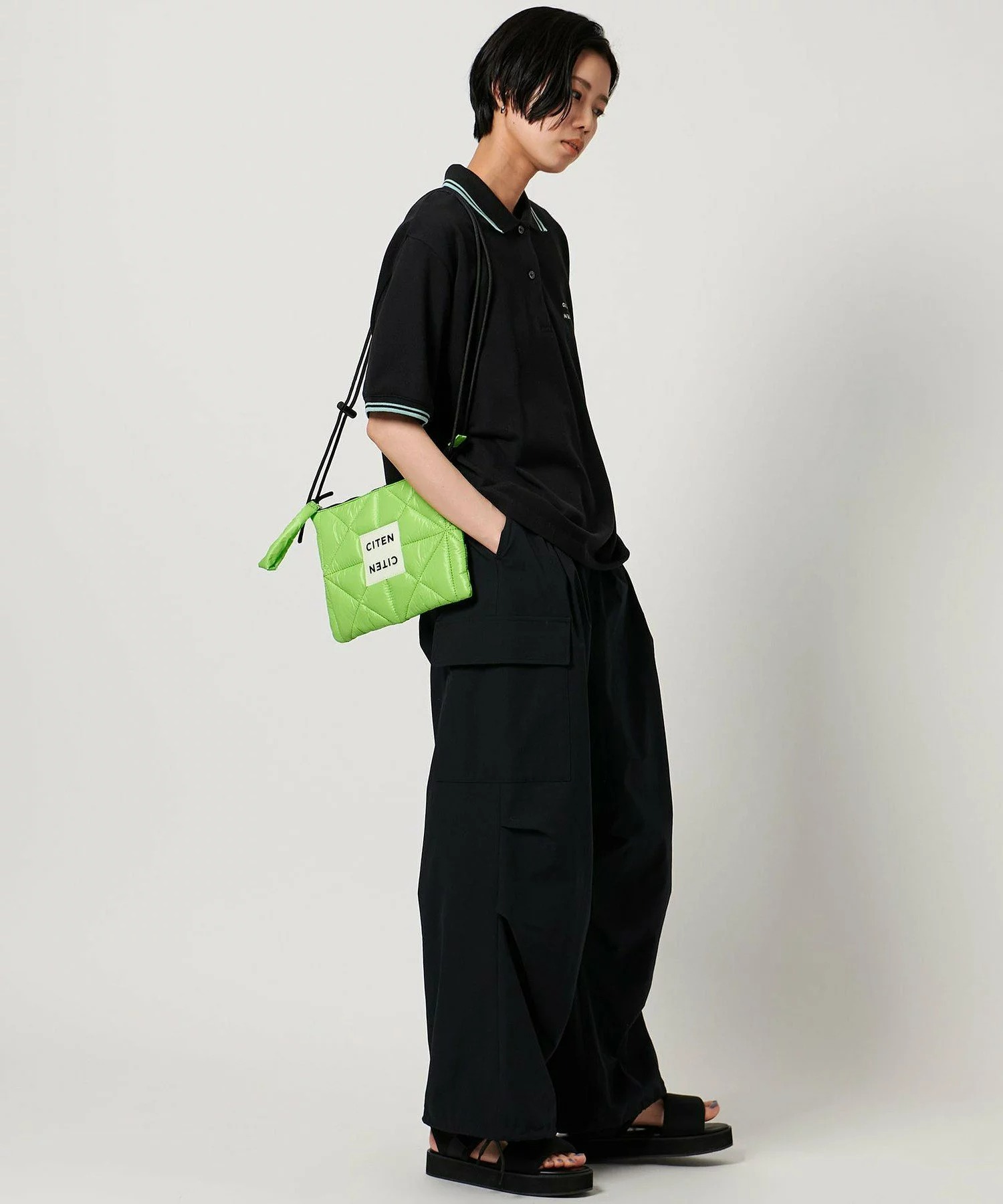 DoReFe | 日本代購 網路限定 CITEN 9色 三角絎縫輕量側背包 蓬鬆壓紋 可調式背帶 男女皆可用 | 蝦皮購物