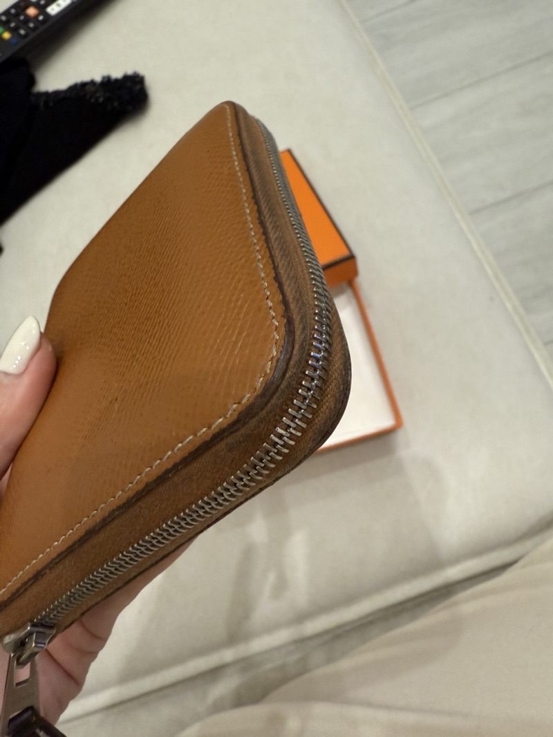 真品正品HERMES愛馬仕熱門款絲巾短夾太陽神絲巾/金棕色短夾錢包 | 蝦皮購物