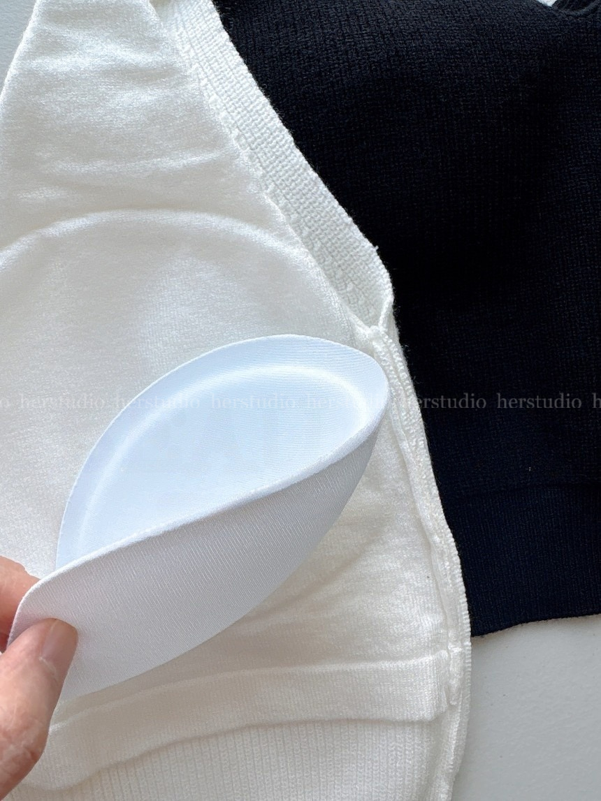 HERStudio韓國代購 V領針織bra top(3col) | 蝦皮購物