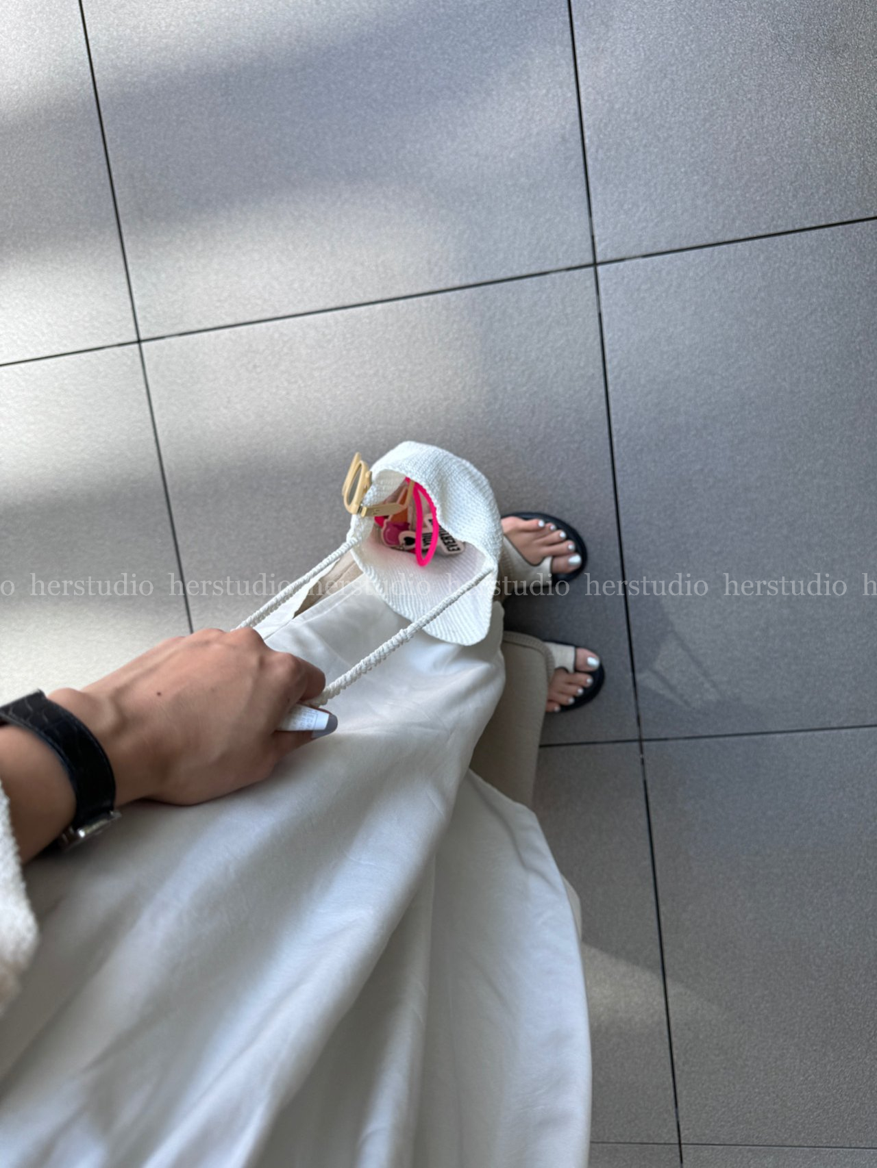 HERStudio韓國代購 設計師款金屬編織水桶包(5col) | 蝦皮購物