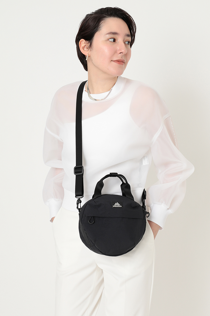 【全家遊】GREGORY 4L SUSZY ROUND CROSSBODY 肩背包 象牙白 烏木黑 GG153980 | 蝦皮購物