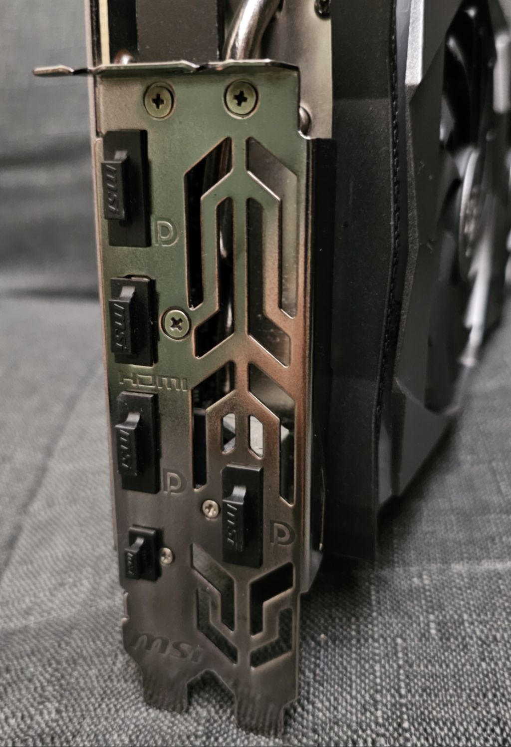 i7 9700K/F+RTX 2070+Fury BEAST RGB 16G*2／32G+焰光戟 RGB 8*2／16G | 蝦皮購物