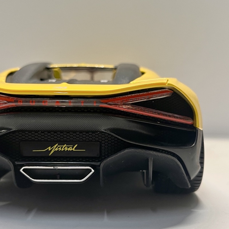 【現貨】Bugatti W16 Mistral Bolide 布加迪 金屬模型車 Maisto 1:18 | 蝦皮購物