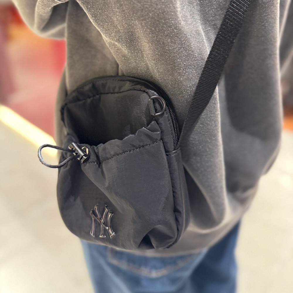 MLB 斜背包 肩背包 洋基/紅襪隊(3ACRA015N-兩款任選)【官方旗艦店】 | 蝦皮購物