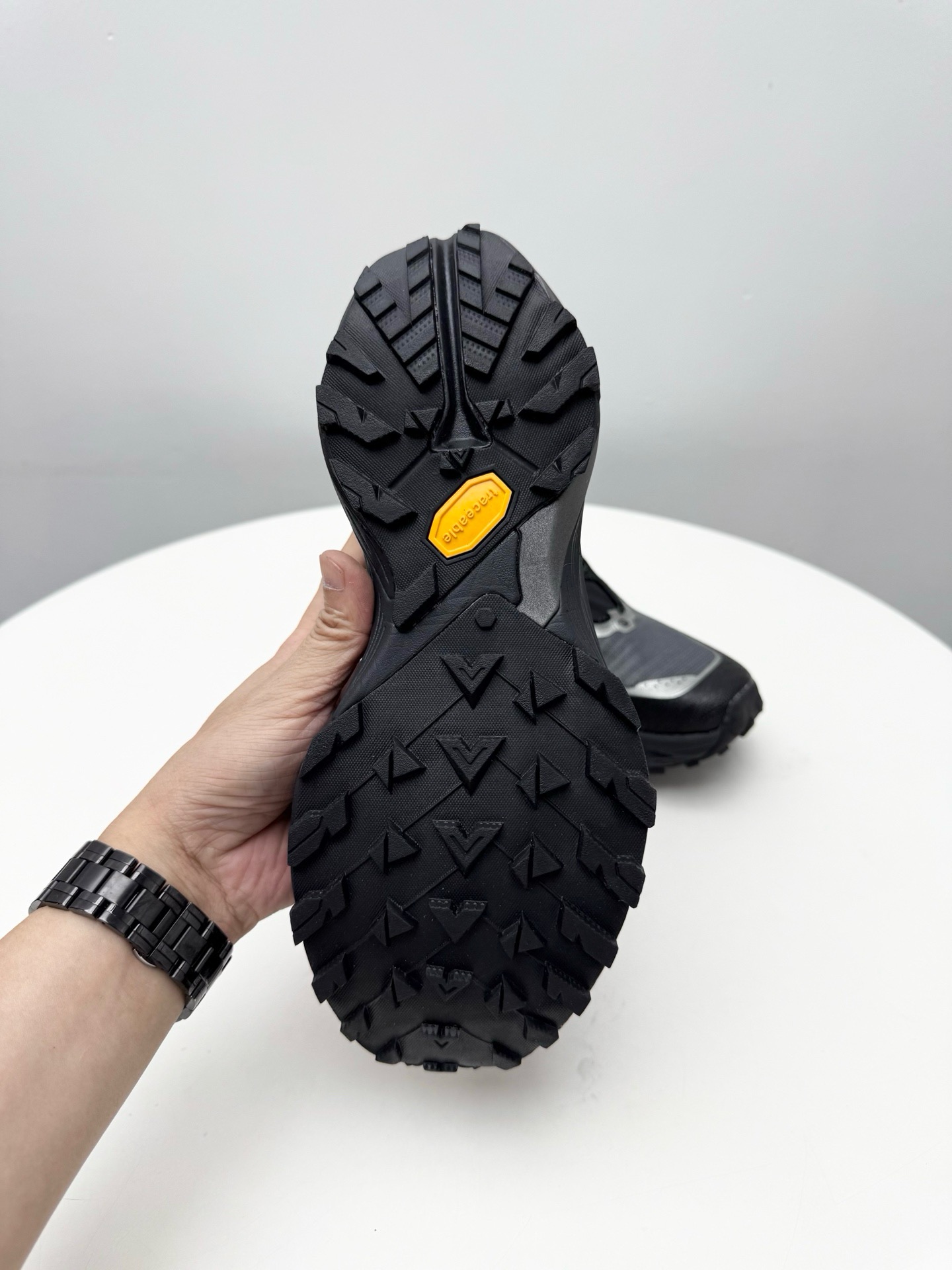 shoes鞋魔【台灣出貨】出口加拿大traceable情侶鞋 36-45碼男女鞋 夏季網面透氣防潑水輕量鞋 戶外越野跑鞋 | 蝦皮購物