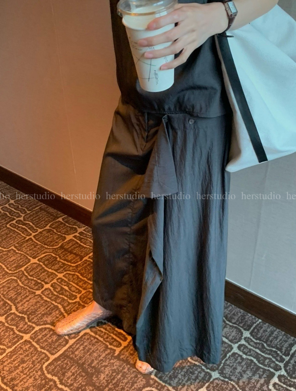 HERStudio韓國代購 設計師翻釦造型紋理長裙(2col) SM | 蝦皮購物