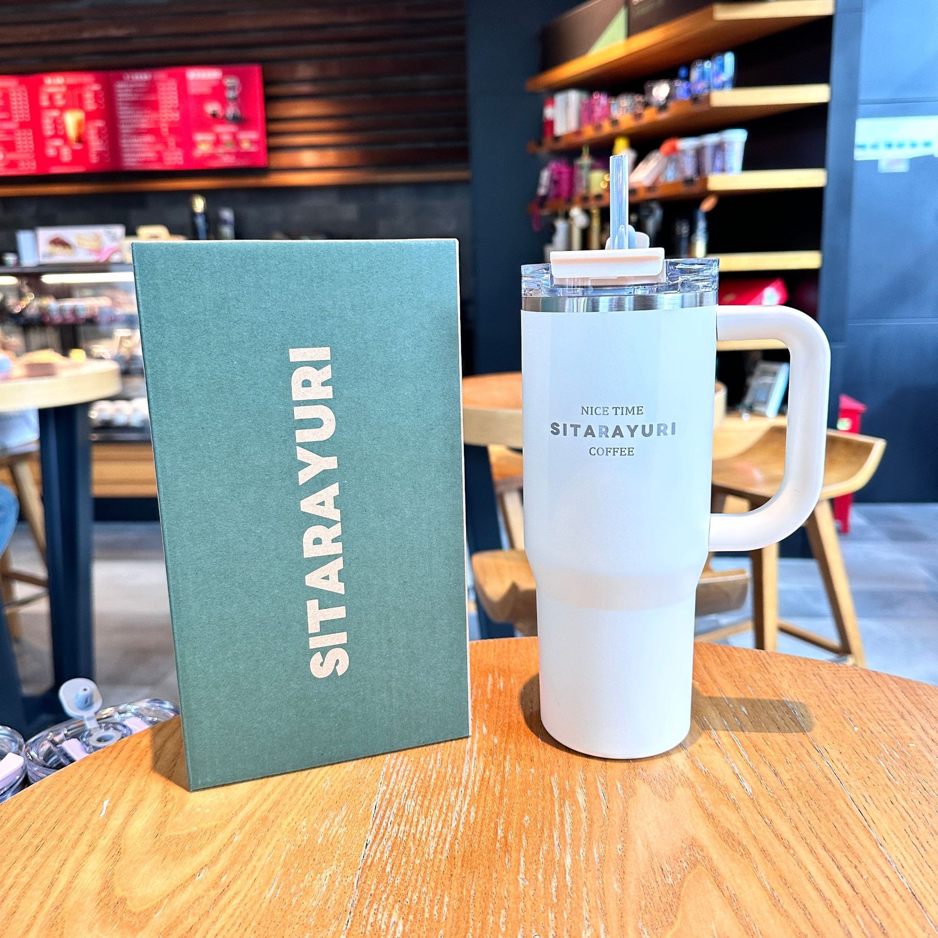 SITARAYURI雙飲保溫杯 304不鏽鋼900ml手柄冰霸杯 雙飲防塵蓋吸管咖啡杯 防漏手把冰霸杯 保溫環保車載杯 | 蝦皮購物