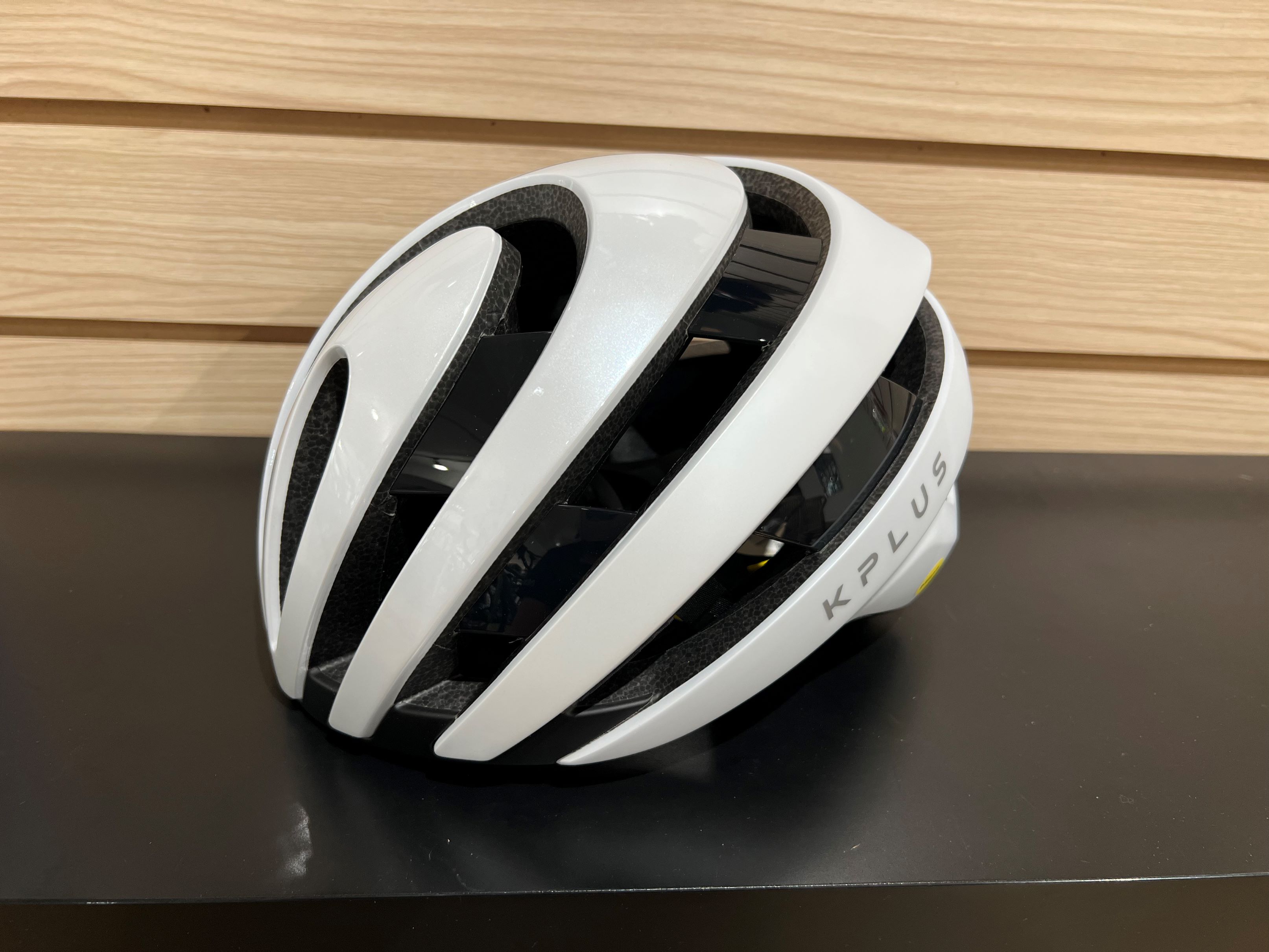 【自由鳶單車】KPLUS AURA 公路競速型 MIPS防護系統 單車安全帽 (珠光白) | 蝦皮購物