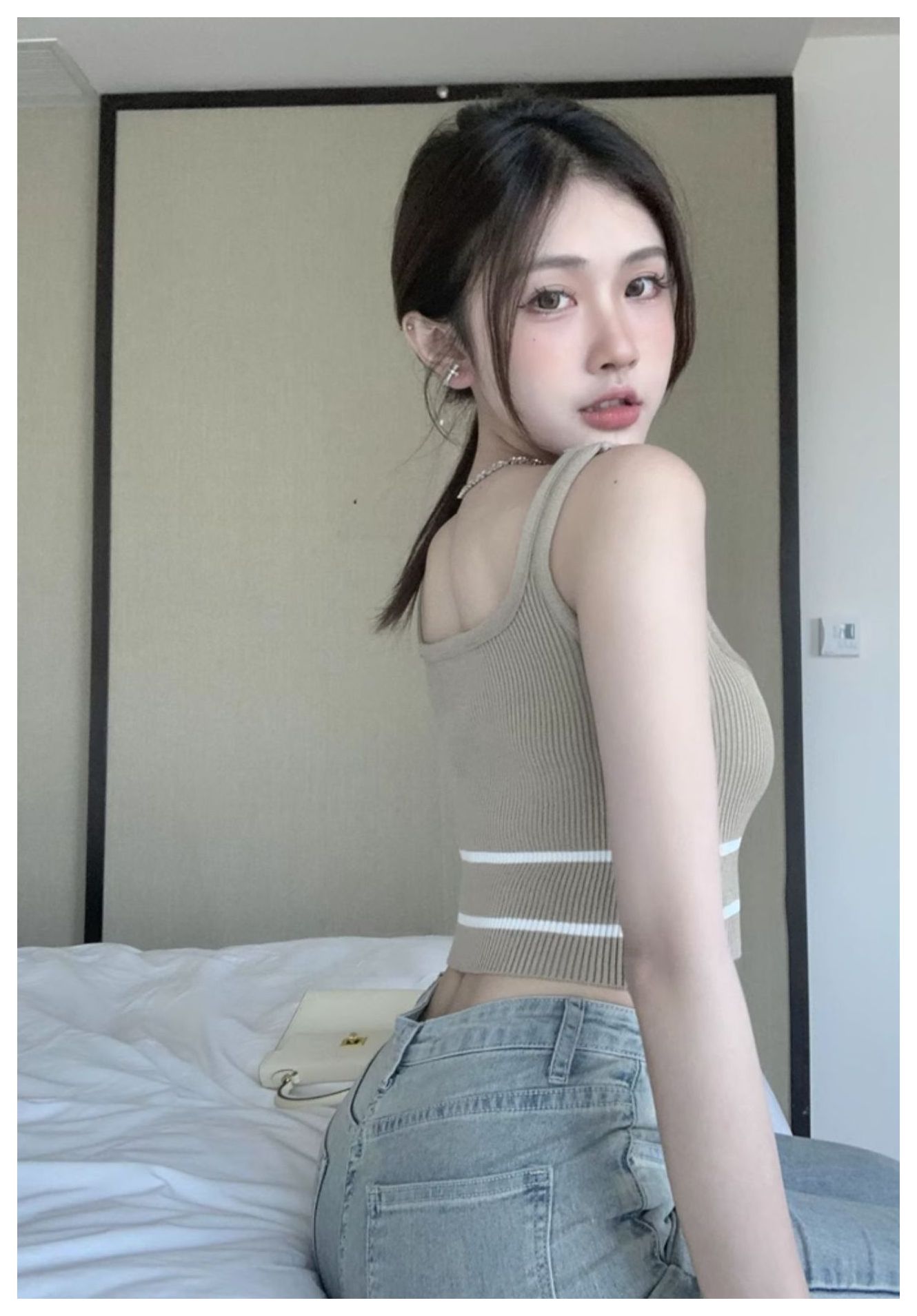 【PAPI】假兩件針織背心 春夏新款韓系INS性感貼身露肩上衣 短版上衣 吊帶背心 內搭背心 女裝批發價【09002】 | 蝦皮購物