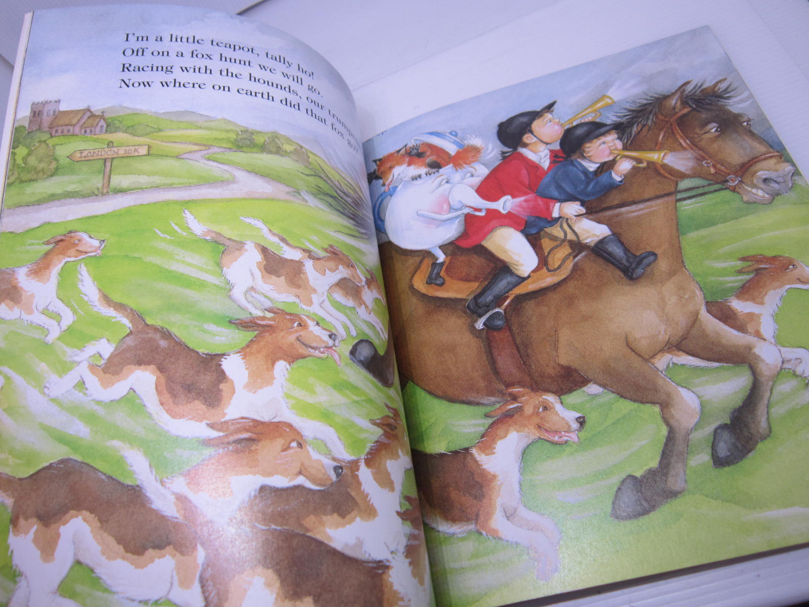 「二手書」Scholastic I'm a Little Teapot 英文繪本 Iza Trapani | 蝦皮購物