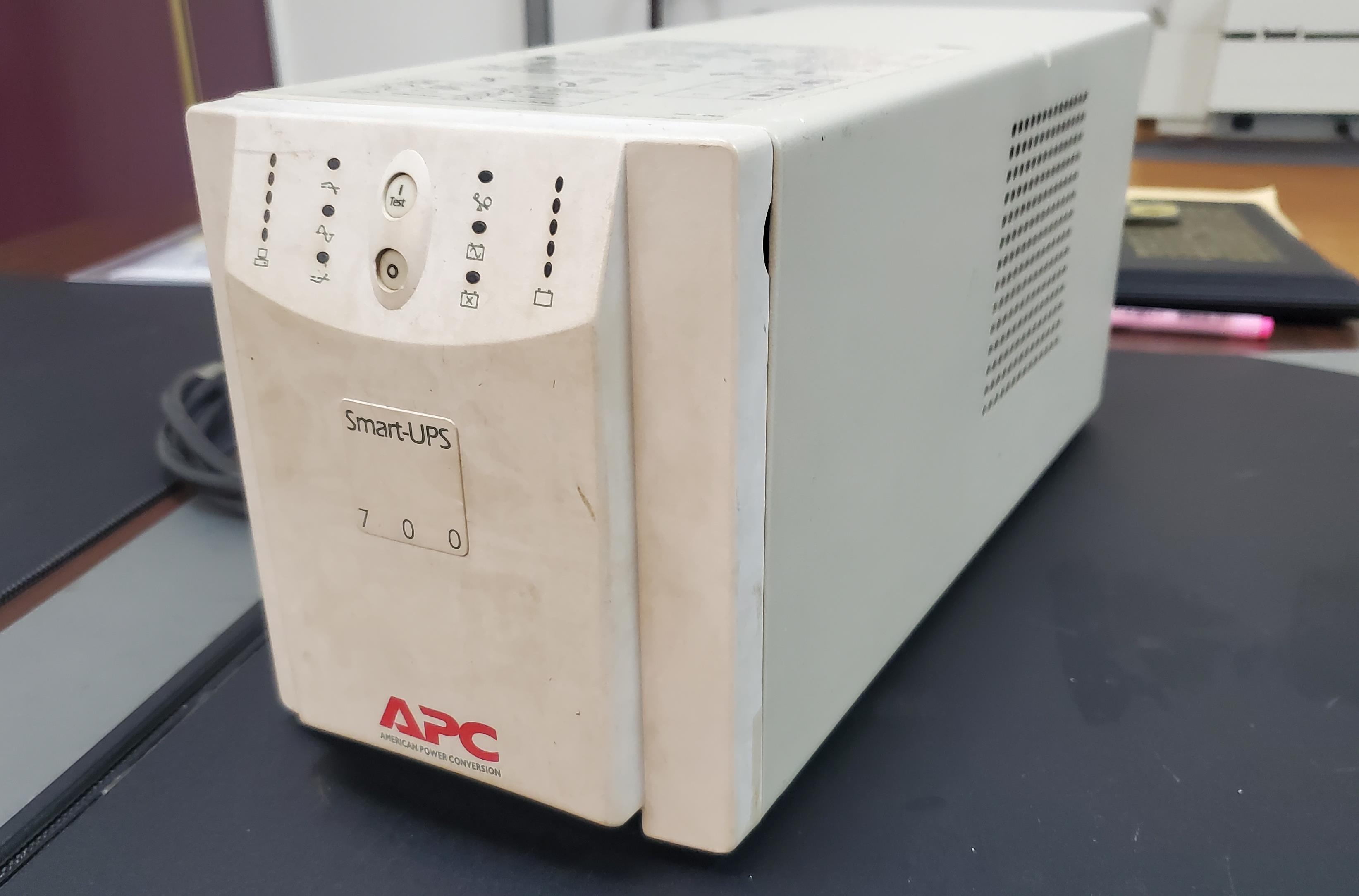 APC Smart-UPS 700(SU-700) UPS 智慧型不斷電系統(空機) | 蝦皮購物
