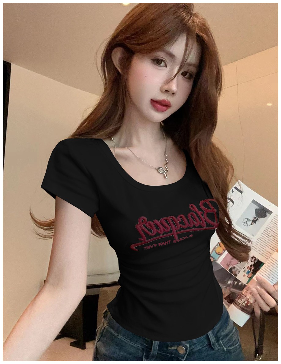 美式刺繡短版上衣【2652】PAPI女裝批發價春夏新款韓系INS休閒百搭性感辣妹短袖撞色收腰方領U領上衣 針織衫 t恤 | 蝦皮購物