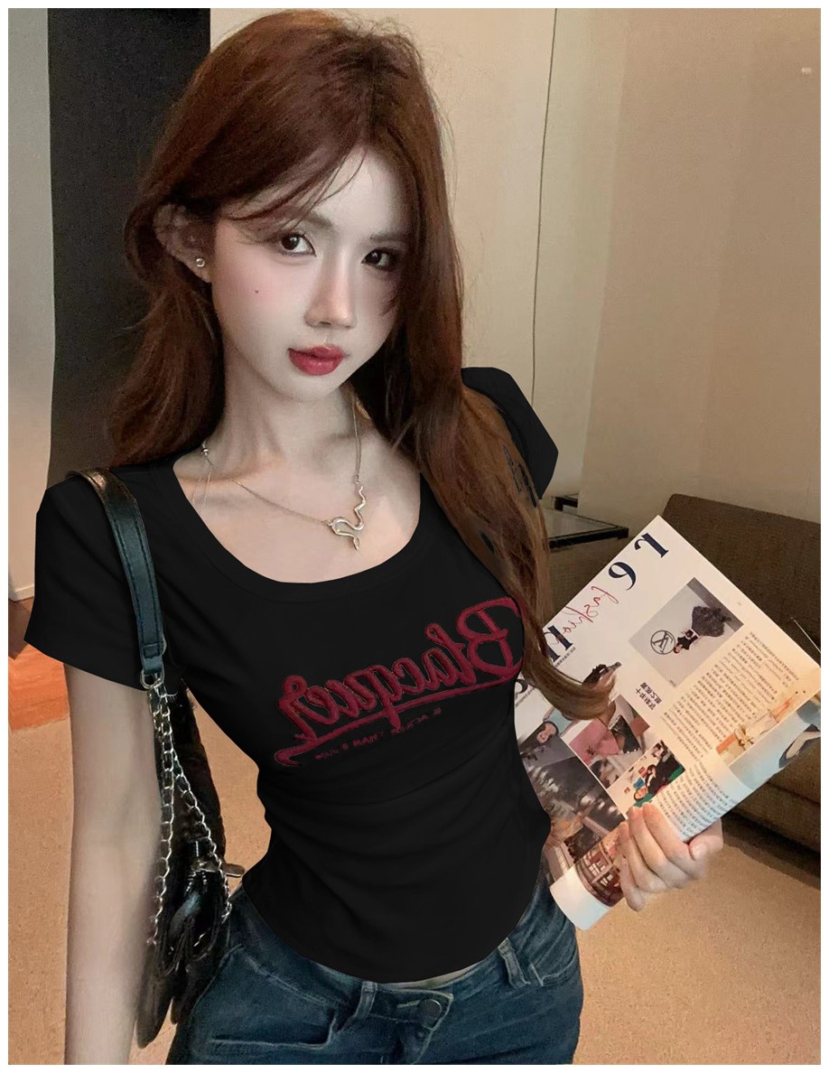 美式刺繡短版上衣【2652】PAPI女裝批發價春夏新款韓系INS休閒百搭性感辣妹短袖撞色收腰方領U領上衣 針織衫 t恤 | 蝦皮購物