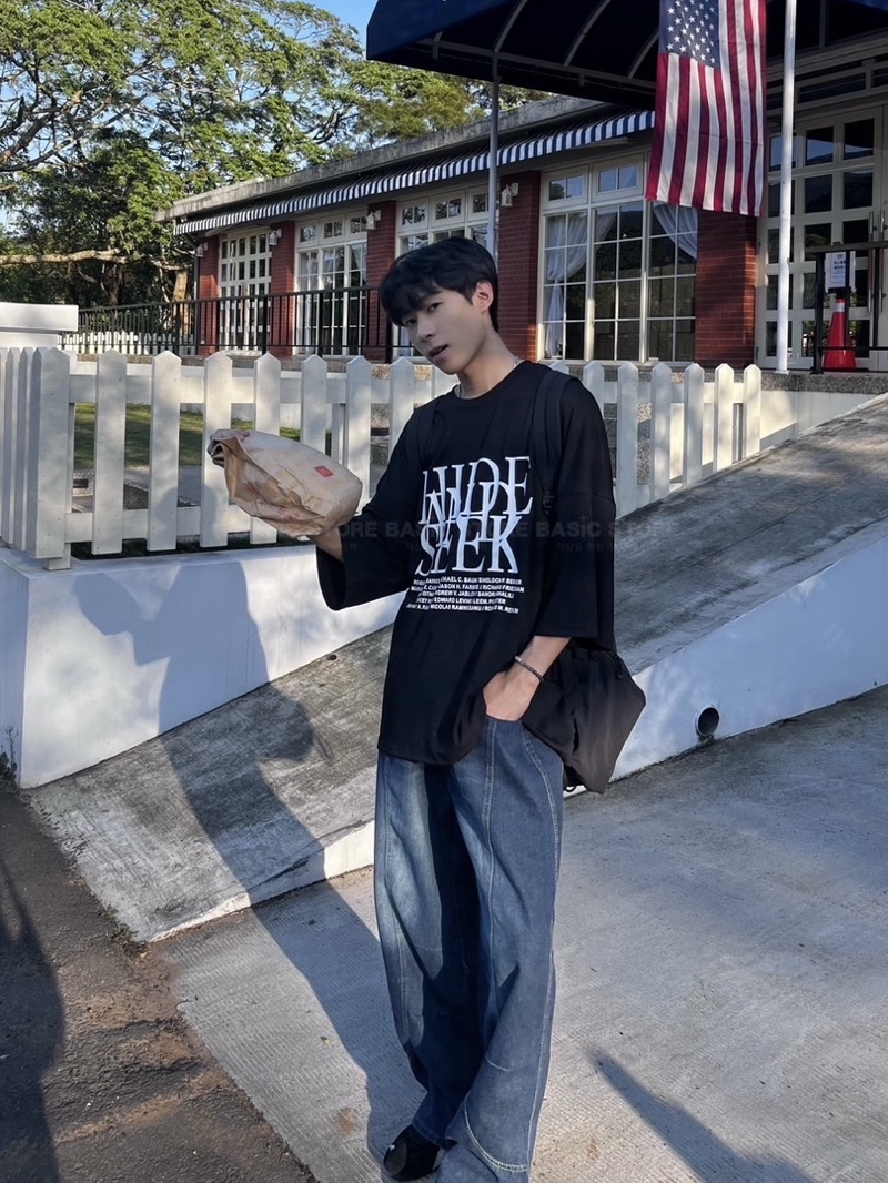 【BASIC】24H出貨｜獨家！韓系彎刀牛仔褲 實拍 刷色 百搭 網帥同款 超神版型 修身 彎刀褲 寬褲 男生 寬鬆 | 蝦皮購物