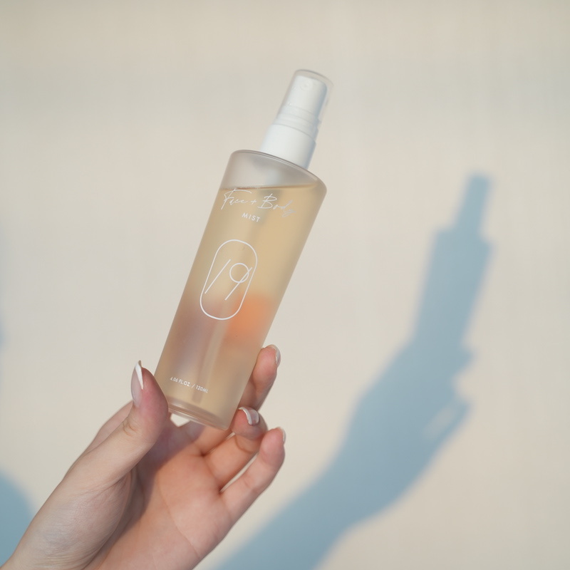 【19again 】身體保濕化妝水（120ml）長時間保濕 清新療癒香氣 天然萃取成分 | 蝦皮購物