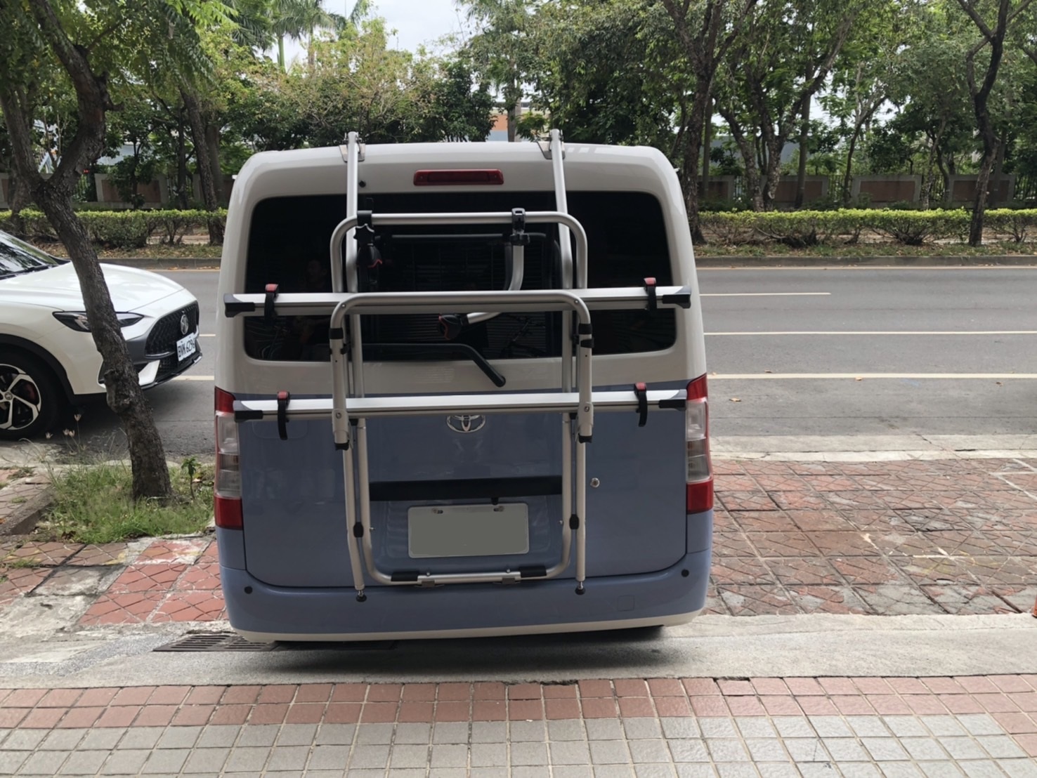 【UNRV. 綠大露營裝備】FIAMMA CARRY-BIKE TOWN ACE 腳踏車架 自行車架 後背式腳踏車架 | 蝦皮購物