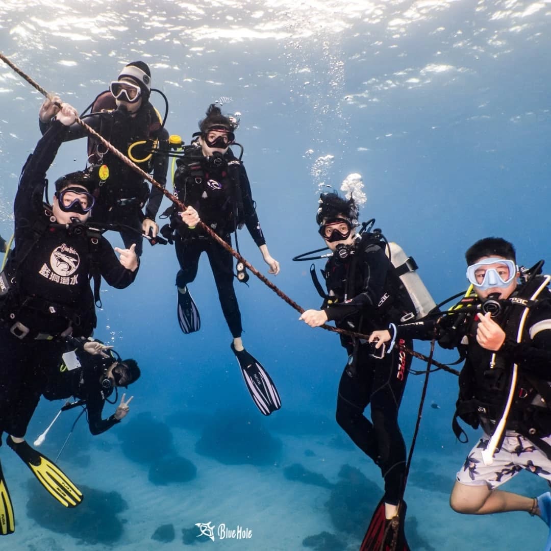 🔥四折出清🔥SEAC Smart EQ-PRO Pro 2000 BCD 浮力調整背心 (台灣總代理/兩年保固) | 蝦皮購物