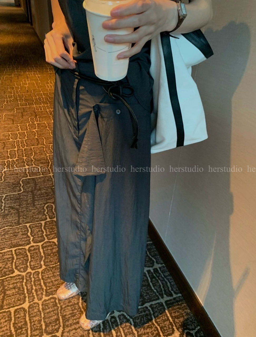 HERStudio韓國代購 設計師翻釦造型紋理長裙(2col) SM | 蝦皮購物