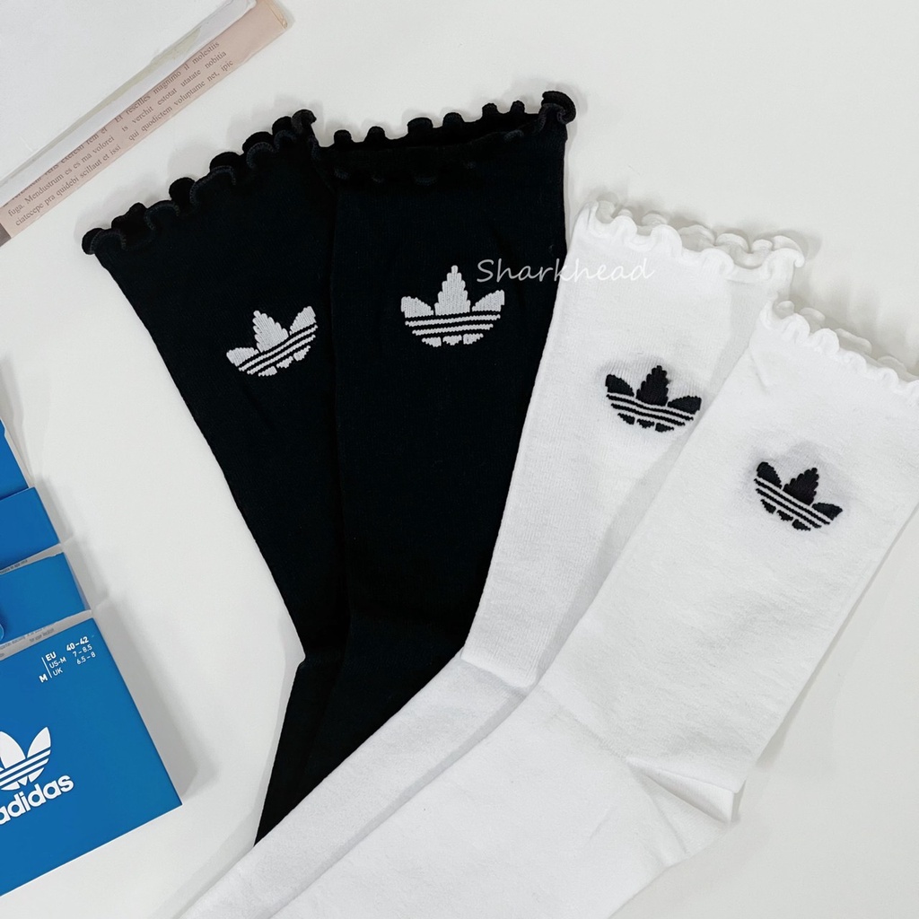 【Sharkhead】現貨 Adidas 中筒襪 長襪 襪 捲邊 花邊 荷葉邊 黑 白 HC9532 長襪 三葉草 襪子 | 蝦皮購物