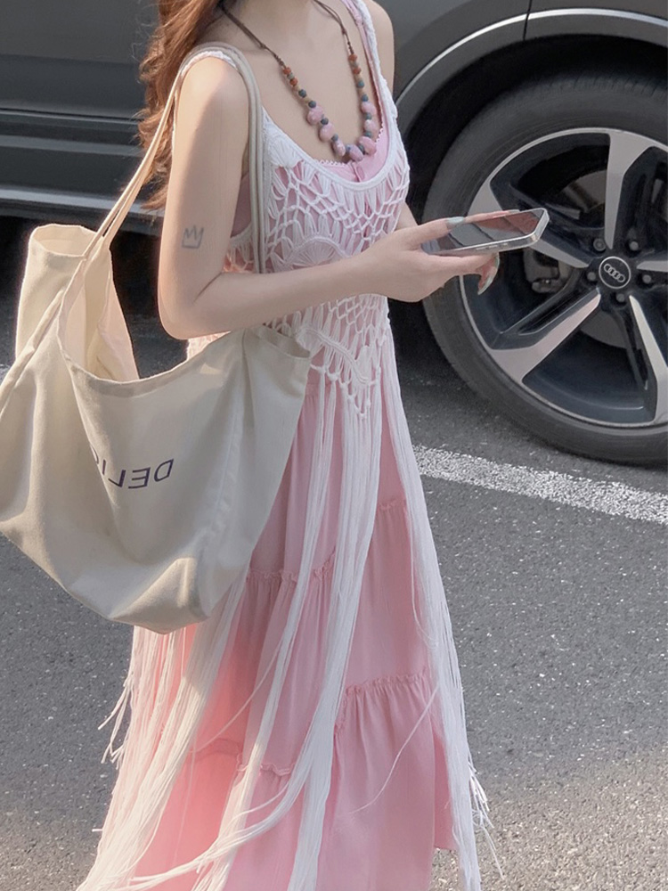 長版手鉤流蘇罩衫【828】PAPI女裝批發價春夏新款韓系INS休閒百搭氣質波西米亞風海邊度假鏤空露肩無袖吊帶針織罩衫 | 蝦皮購物