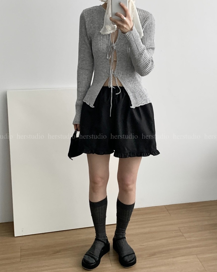 HERStudio韓國代購 高品質荷葉邊緞面短褲(2col) | 蝦皮購物