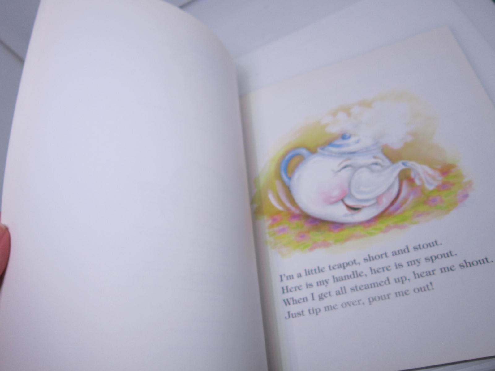 「二手書」Scholastic I'm a Little Teapot 英文繪本 Iza Trapani | 蝦皮購物