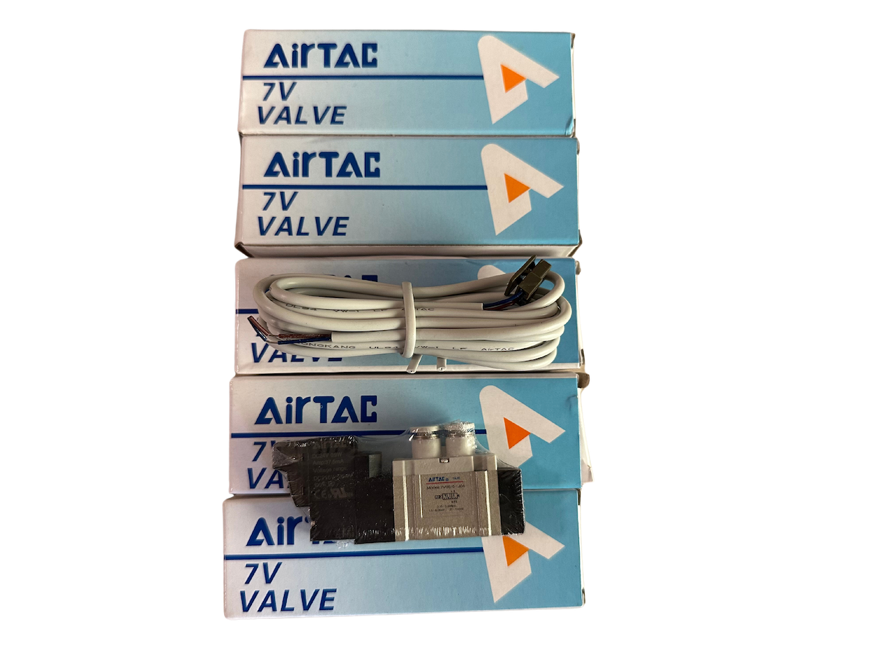 AirTAC 7系列電磁閥7v0510-j04 DC24V 0.9W Amp:37.5mA 五口二位電磁閥 | 蝦皮購物