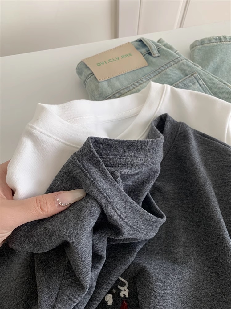 ☆ANGELA HOUSE☆韓系 2色♡趣味磨毛棉可愛刺繡圍巾狗狗字母休閒短袖T恤 商品 | 蝦皮購物