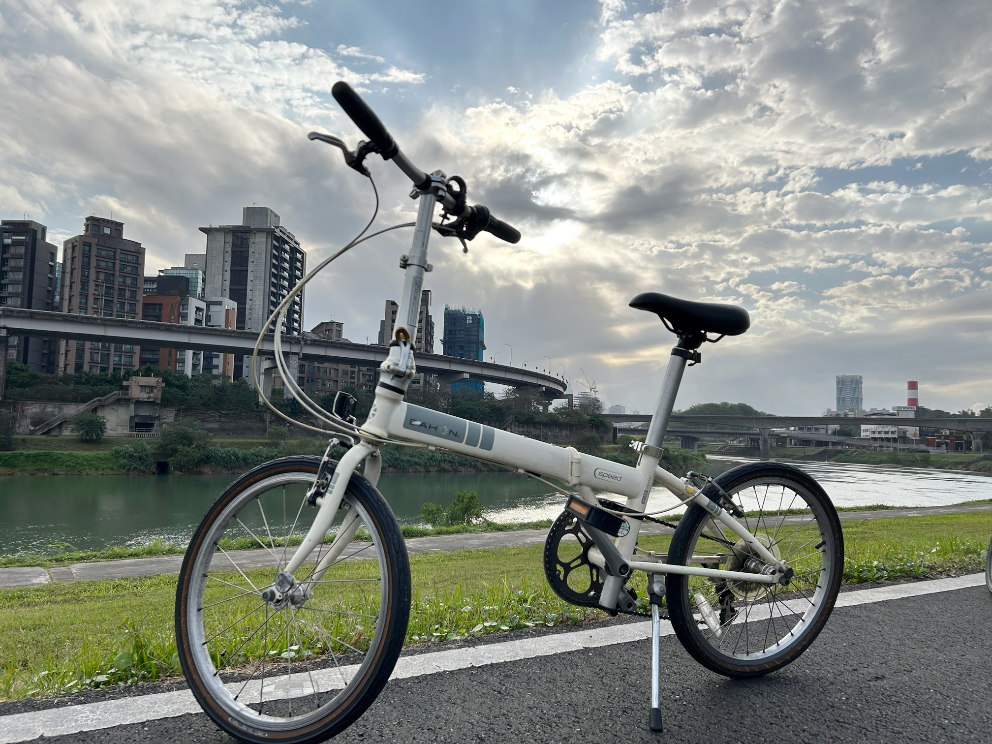 Dahon 折疊腳踏車 折疊自行車 小折 Dahon 腳踏車 | 蝦皮購物