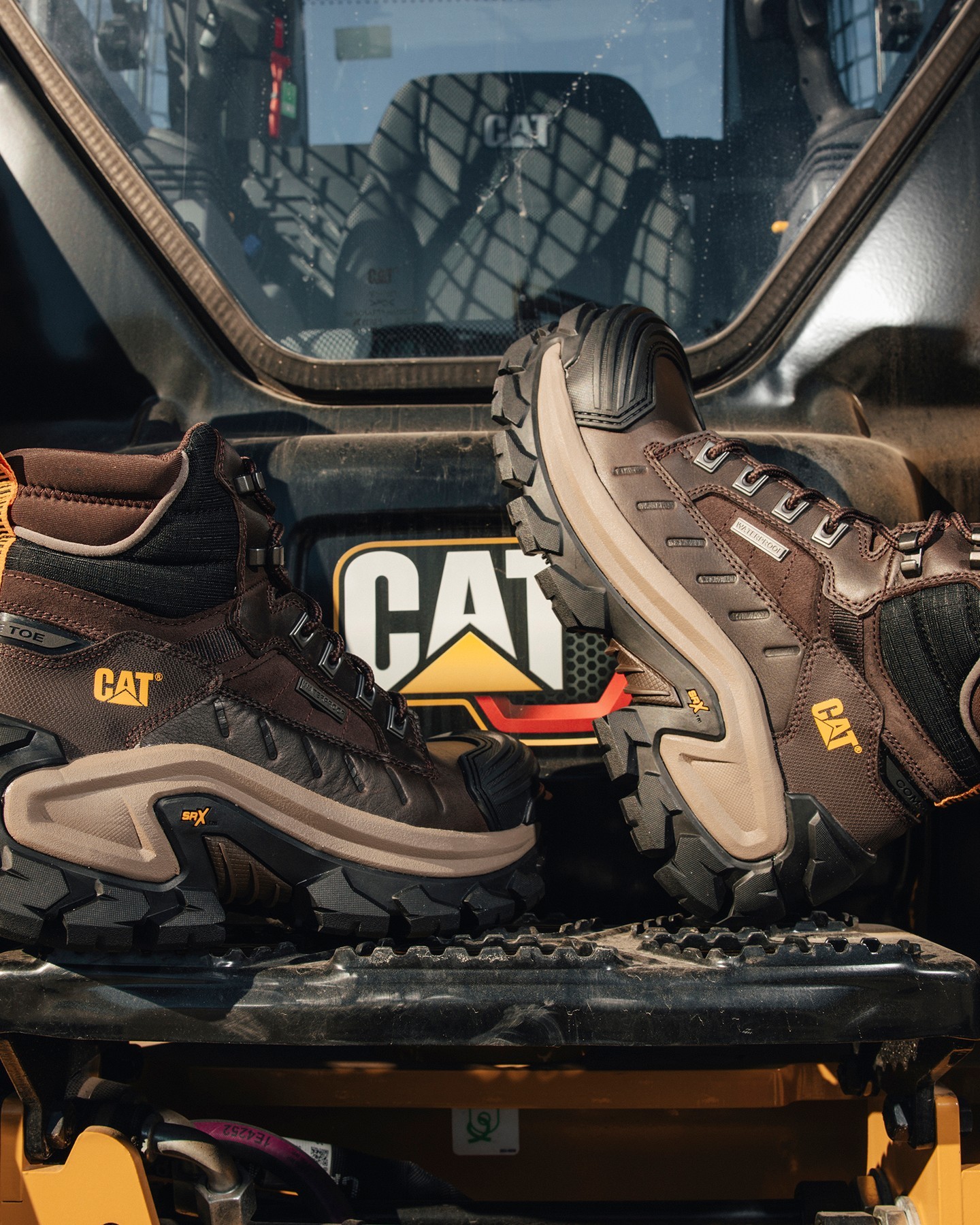 【正品現貨】CAT INVADER MAX US 防水工裝靴 工作休閒好夥伴 抗滑 鞋頭加固 鞋 靴 | 蝦皮購物