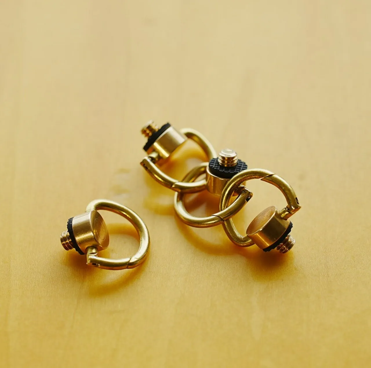 《38explore》- Dsnap 黃銅開口D環｜【海怪野行】連接 登山扣 開口 必備 零件 吊繩 戶外 露營 | 蝦皮購物