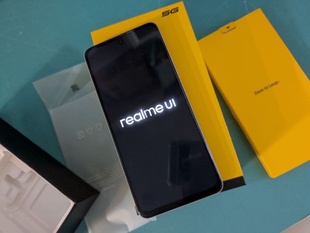 Realme RMX3780 金色 11 5G 8+256g | 蝦皮購物