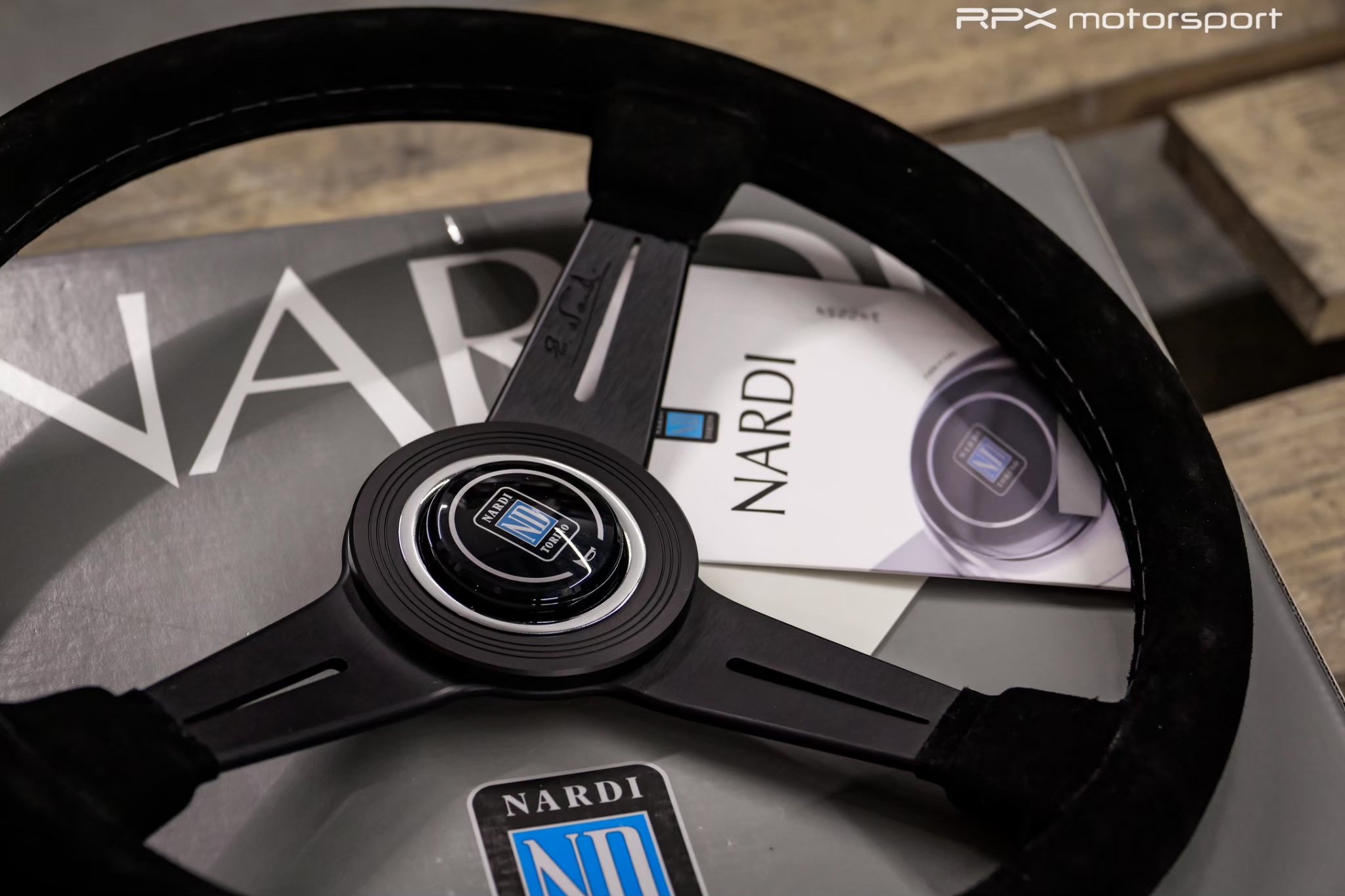 【RPX Motorsport】Nardi 特殊款 N135 360mm 平盤方向盤 黑骨麂皮 螺絲蓋 喇叭蓋 | 蝦皮購物