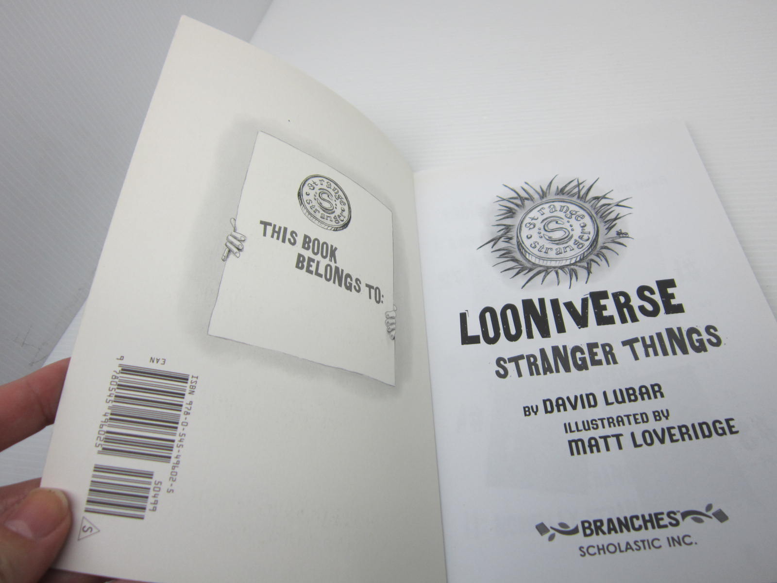 「二手書」Stranger Things A Branches Book Looniverse #1 英文讀本 | 蝦皮購物