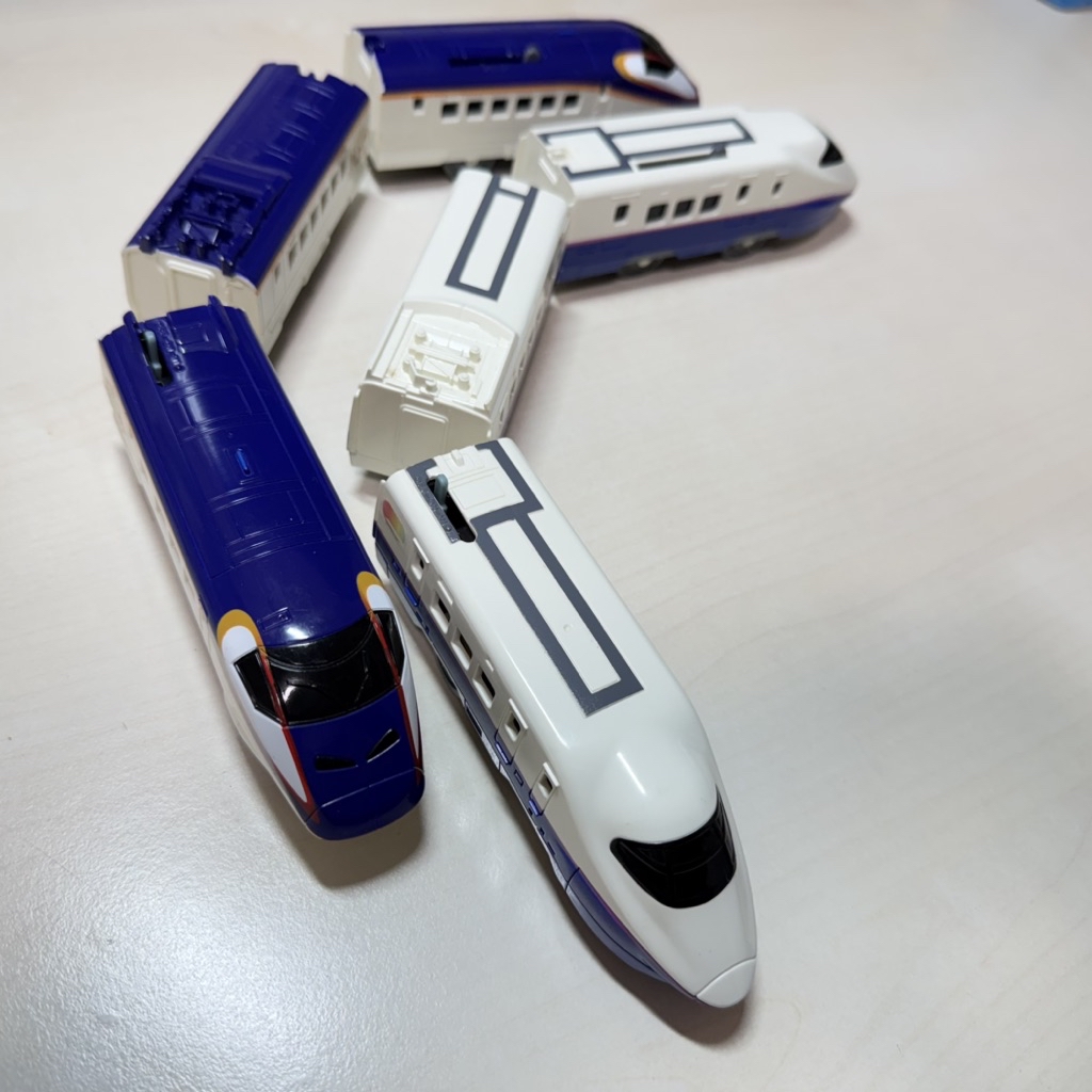 Tomy Plarail 鐵道王國E3系新幹線翼&E2系新幹線可磁吸連結套裝 | 蝦皮購物