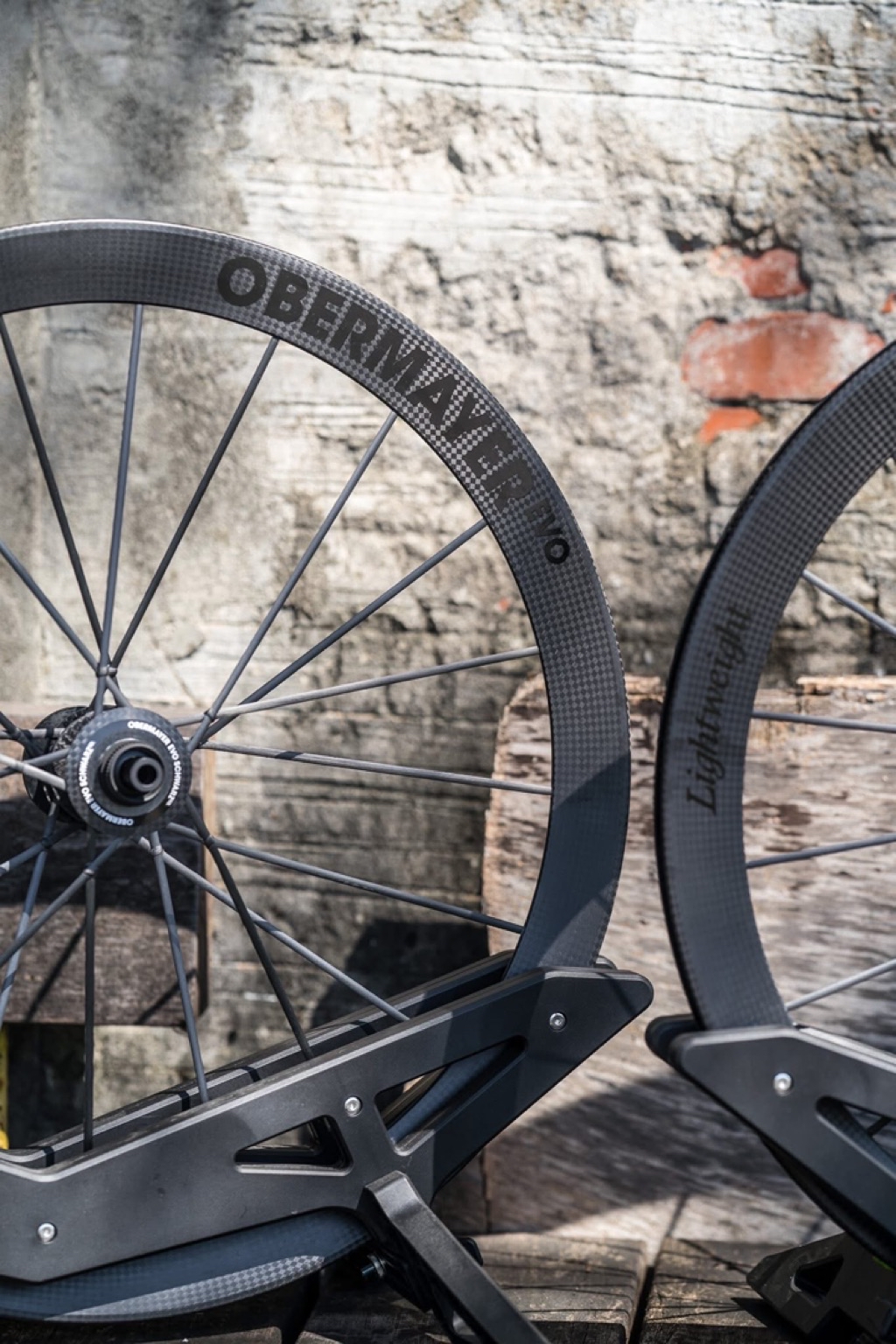 【KOM單車】公司貨 享保固Lightweight Obermayer EVO DISC 頂級碳纖碟煞輪組 | 蝦皮購物