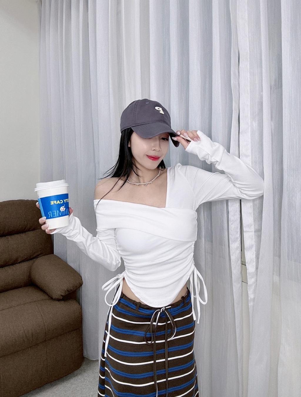 【Y.LLL】｜預購｜斜肩側抽繩罩杯上衣 #2812 | 蝦皮購物