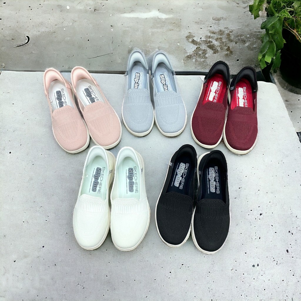 136541 - Skecherrs On-The-Go Flex 女士套穿鞋 - 女士運動鞋 | 蝦皮購物