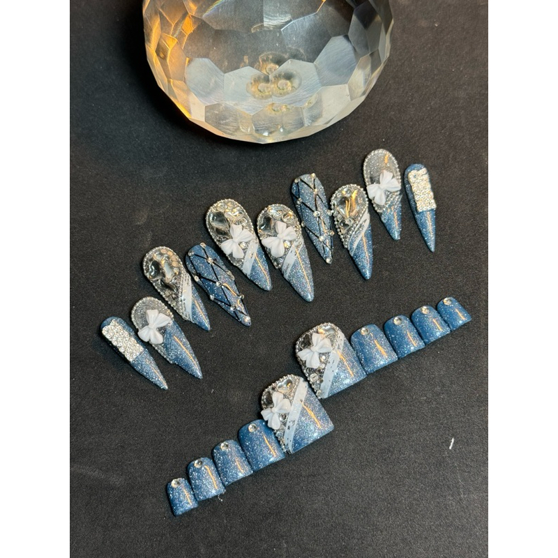 Code 132 藍色混色美甲盒,奢華閃閃發光 | 蝦皮購物